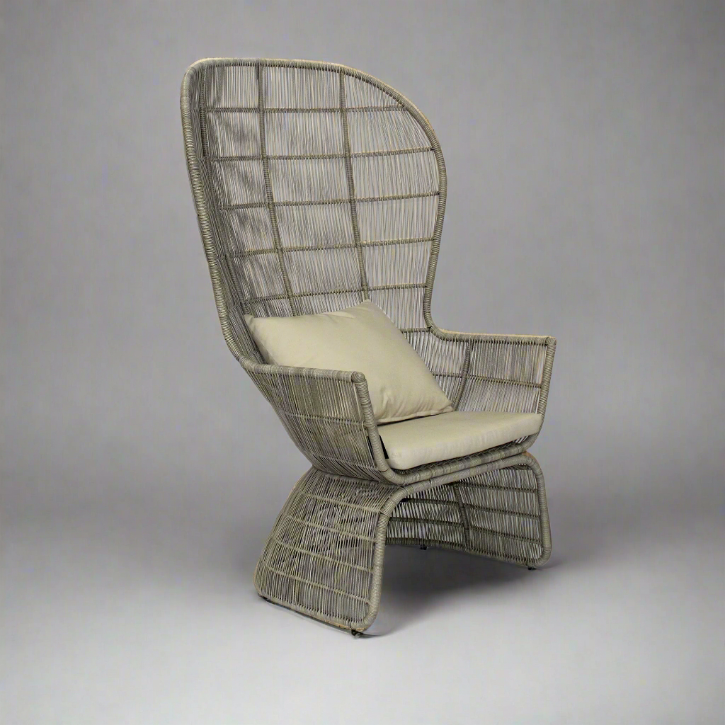 Iconic Lounge Chair High Back – Abiita